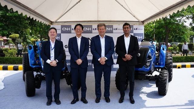 India: CNH Previews Compact Tractor and Growth Strategies ...